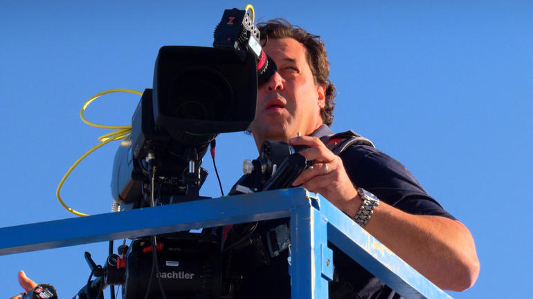 CBS Sports Golf Cameraman Pushed to Limits To Capture Swarming Drones ...