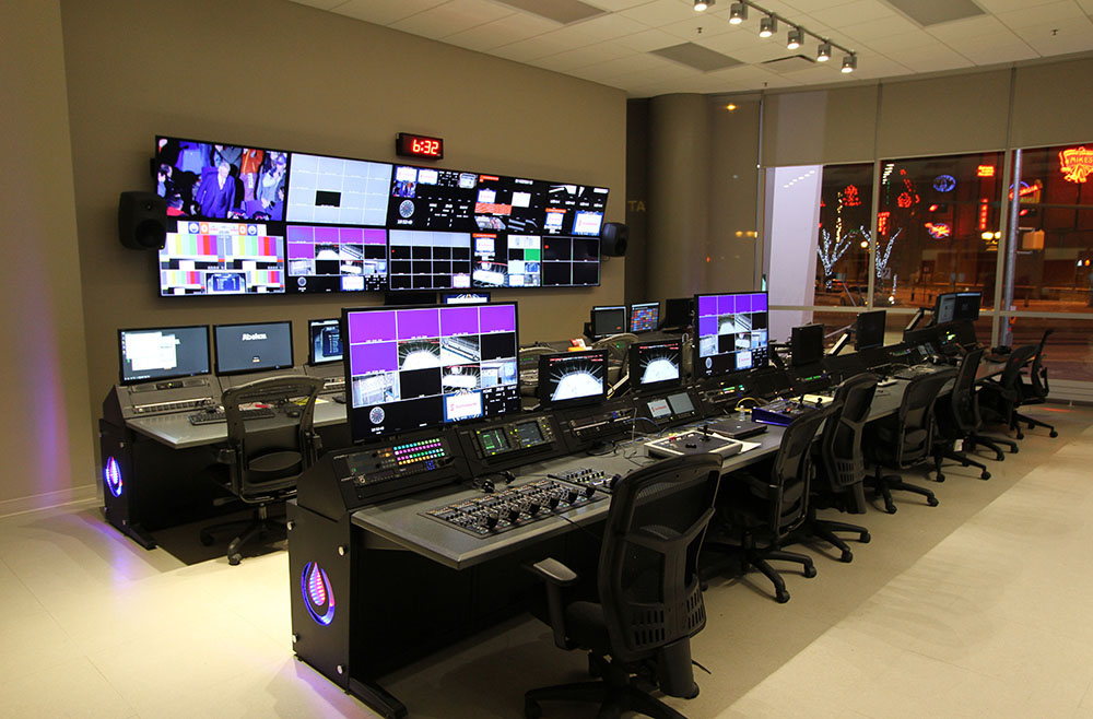 Edmonton Oilers Rely on Fujinon Lenses for Game Day Action at Rogers Place