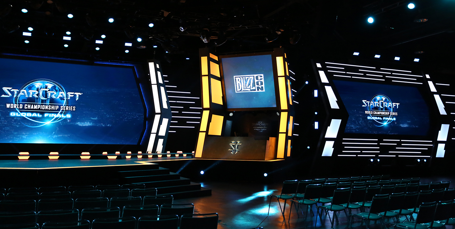 BlizzCon Is Bigger Than Ever With Nine Stages, 12 Trucks, 200 ...