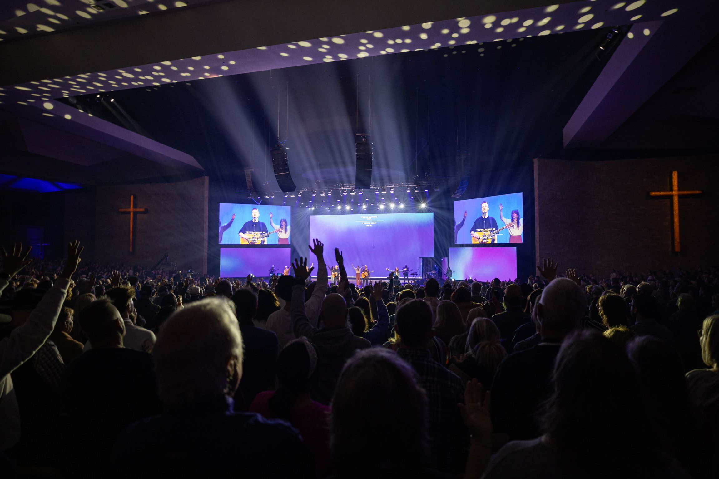 Lakepointe Church Transforms Operations and Worship Experience with ST 2110 Infrastructure from ...