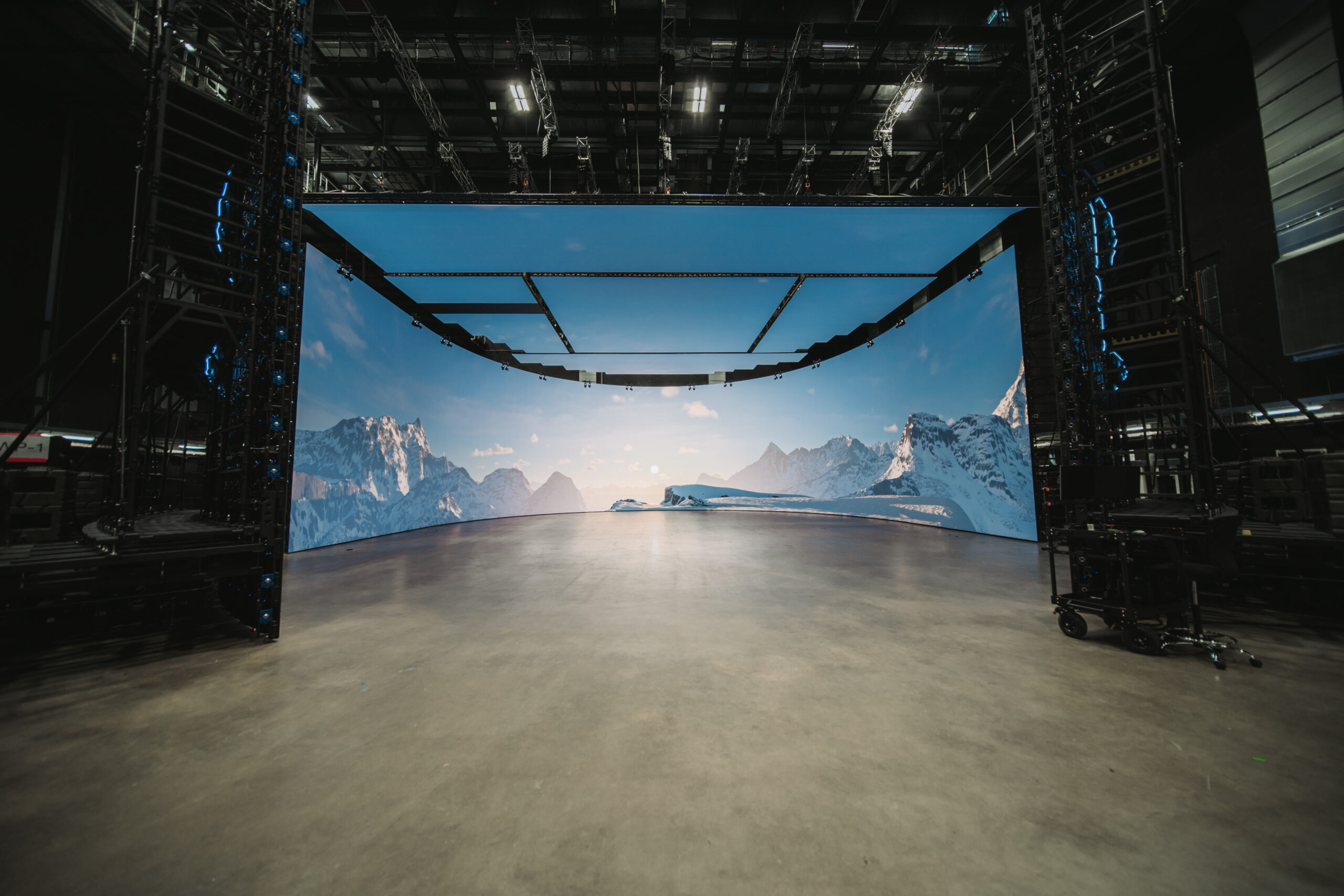 ROE Visual Supplies LED Volumes to Northern Ireland’s Studio Ulster